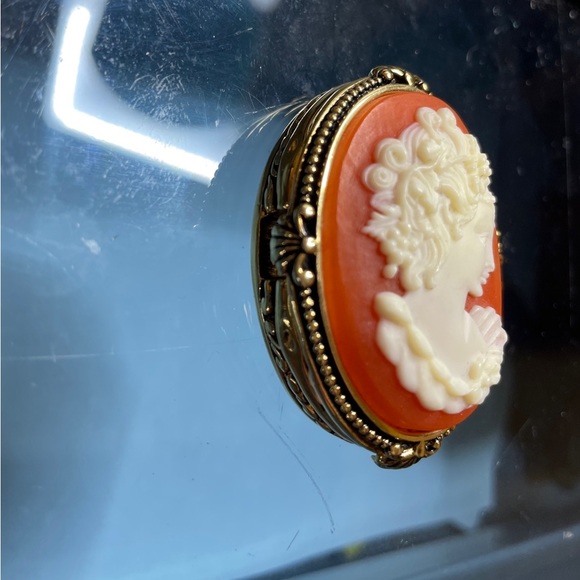 Jewelry | Estee Lauder Collectible Keepsake Solid Perfume Compact Cameo ...